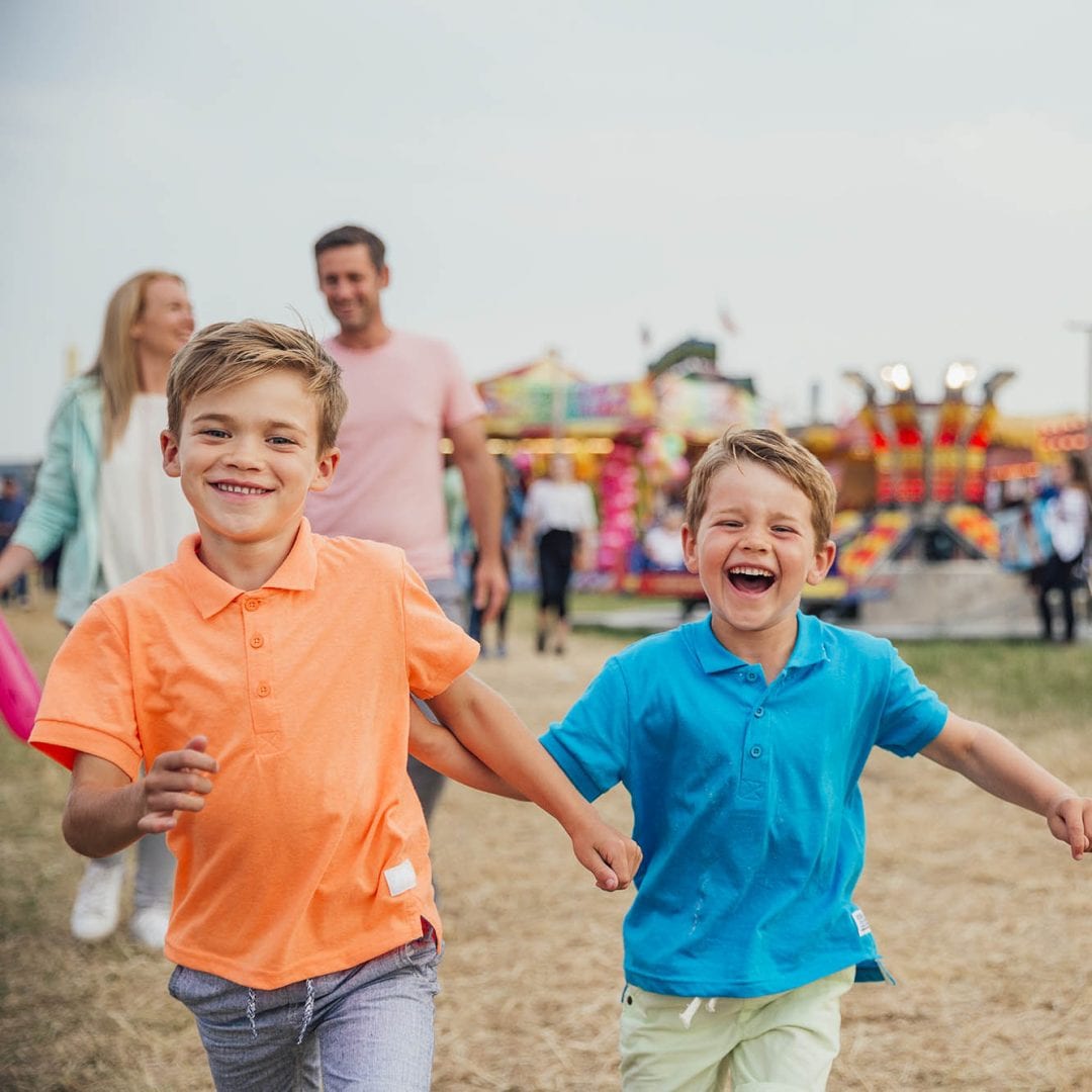 Family - Howard Wright Ltd